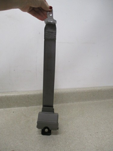 98 to 01 Gmc Jimmy 98 to 05 Blazer Center Rear Lap Seat Belt Seatbelt ...