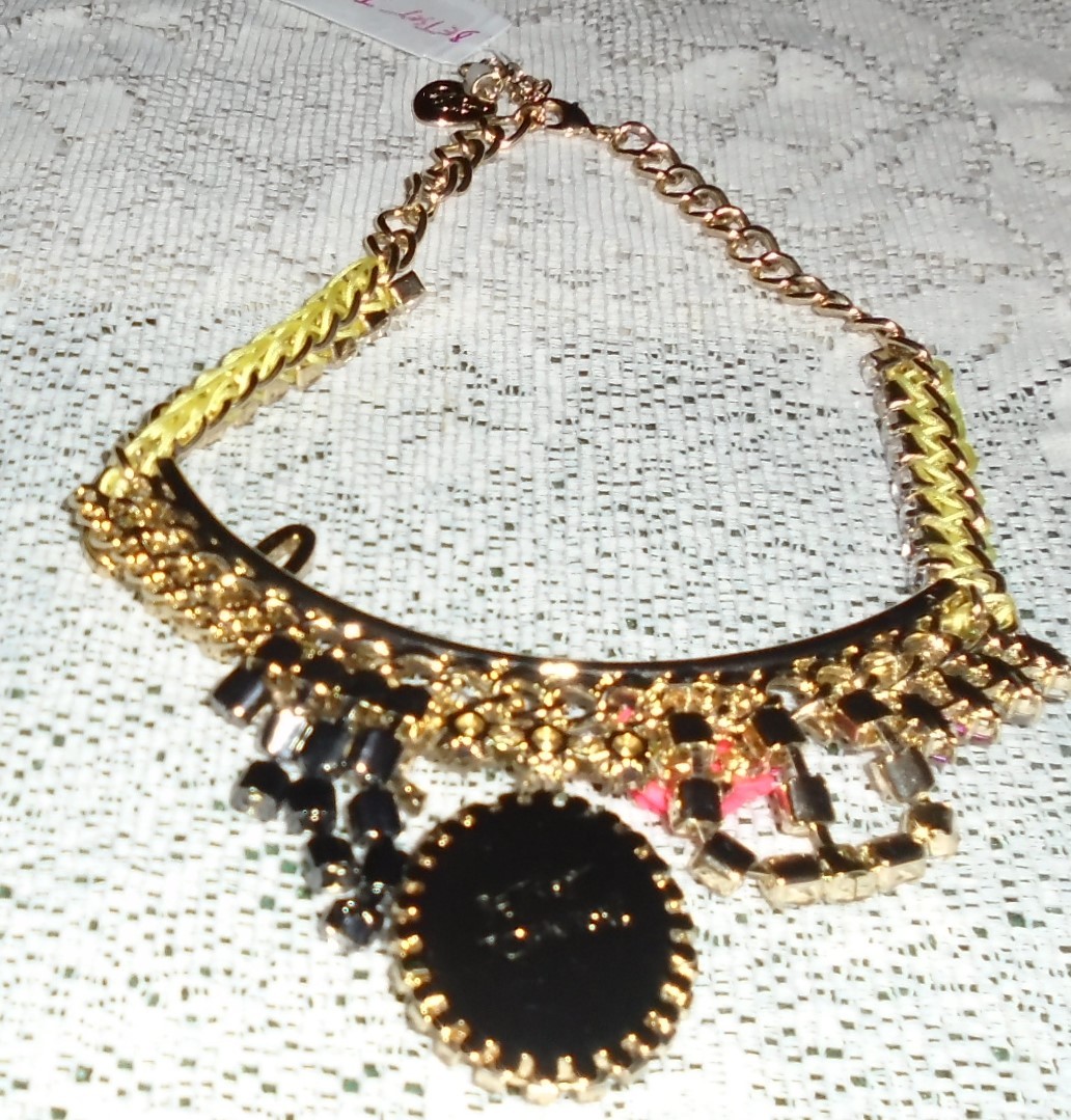 NWT AUTH BETSEY JOHNSON "DARLIN" STATEMENT NECKLACE | eBay
