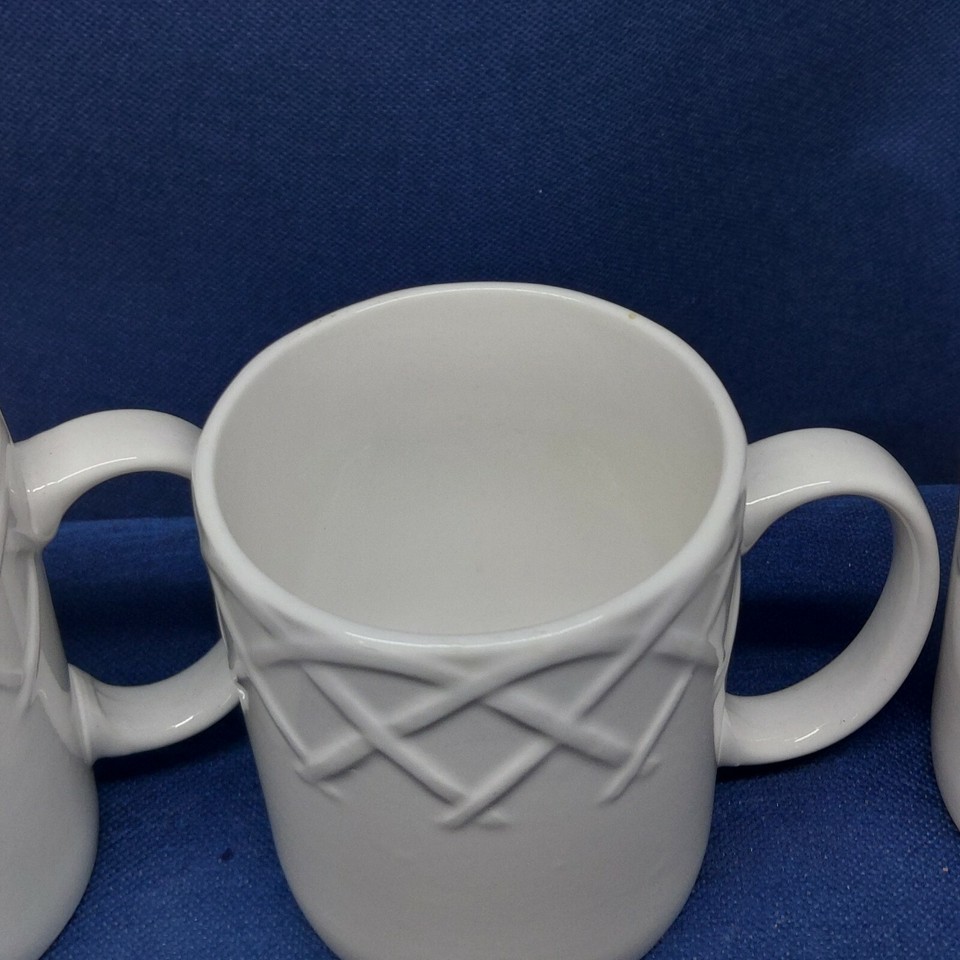 Vintage Oneida "PICNIC"Set/4 Coffee/Tea Mugs Lattice Border EUC | eBay