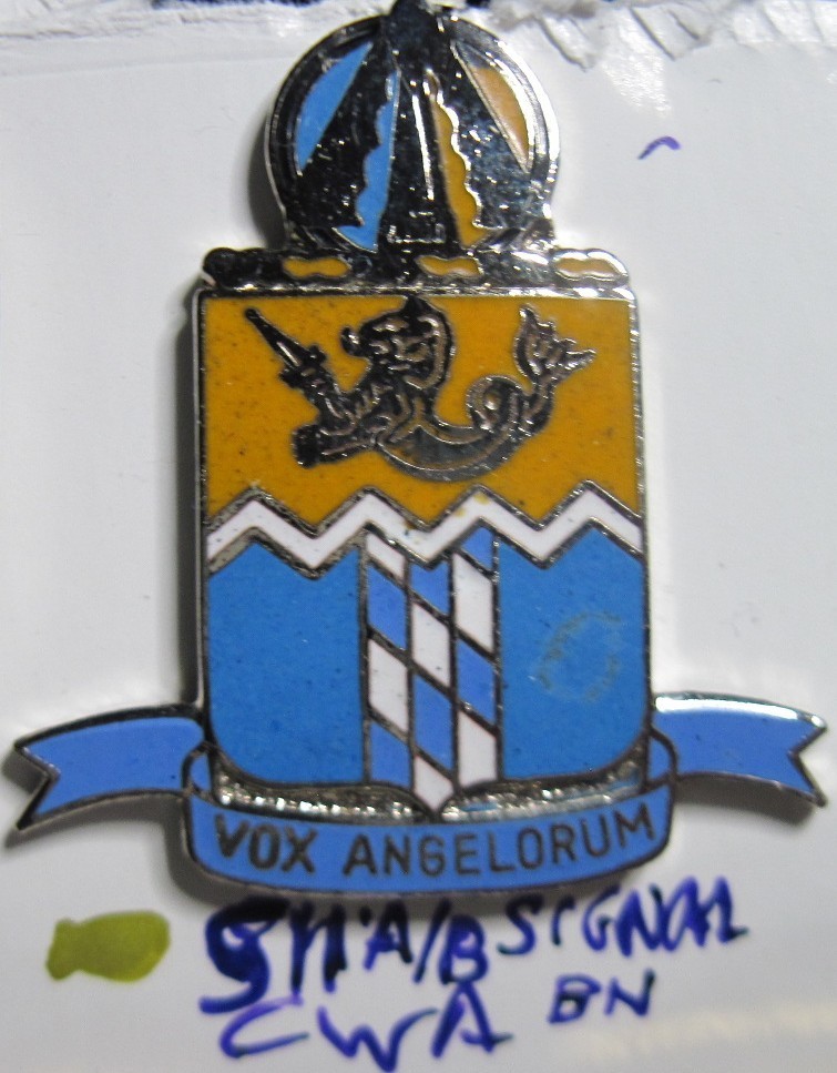 Army crest DUI DI CB clutchback 511th AIRBORNE SIGNAL COMPANY co Aresta ...