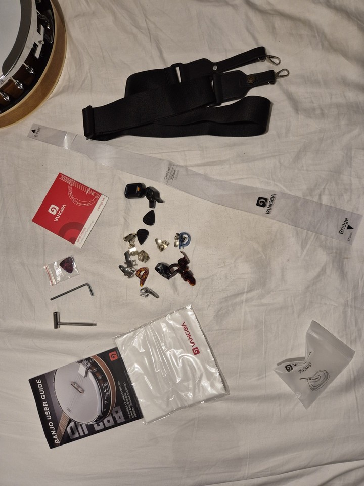 Vangoa 5-String Banjo Remo Head Closed Solid Back Beginner Kit with ...