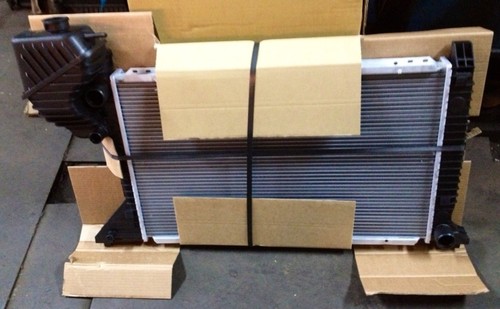 RADIADOR MERCEDES BENZ SPRINTER CDI - OE: 9015003500 - NUEVO!! | eBay UK