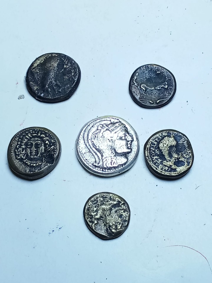 LOT OF ANCIENT 6 ROMAN GREEK SILVER BRONZE COINS, CIRCA 300-100 BC | eBay