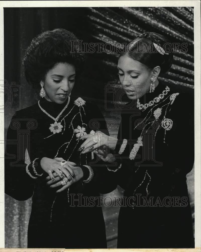 Joyce Vincent Wilson