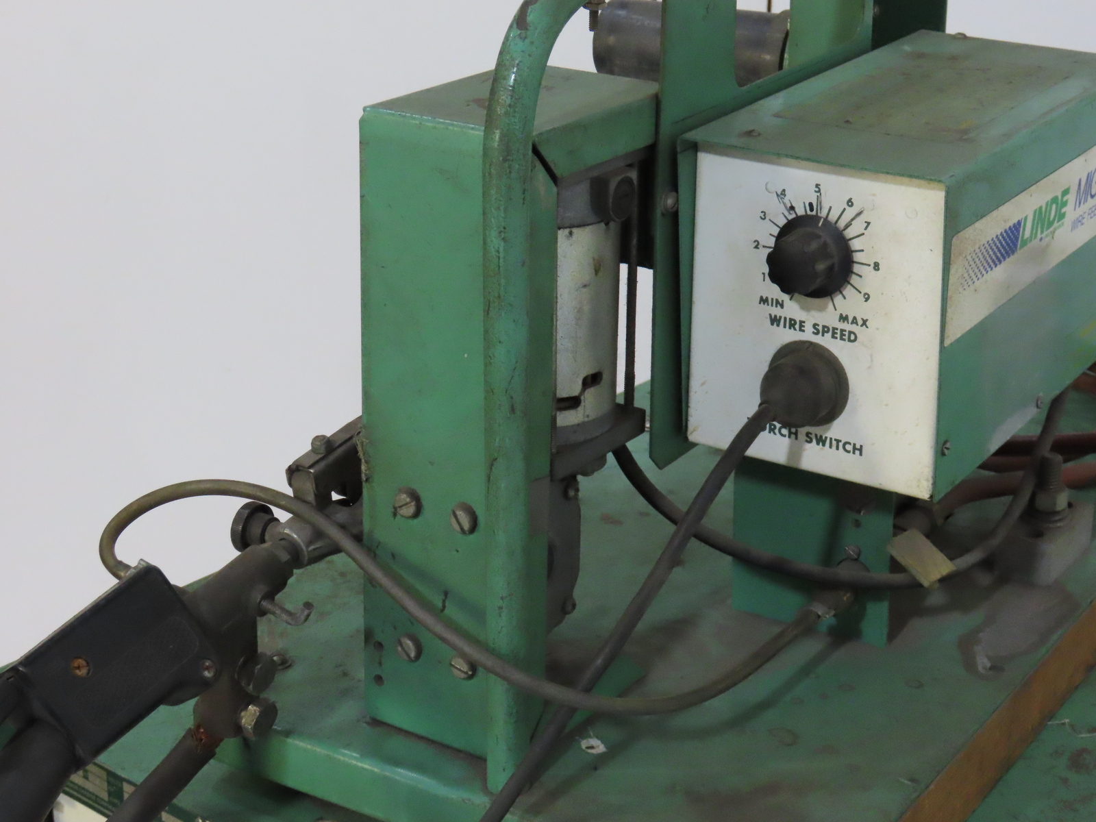 Linde VI-252 250A Amp DC Welder Package with Mig-31A Wire Feeder Tweco ...
