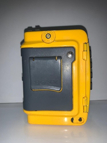 VTG Sony Sports Walkman Solar Alarm WM-A52 / B52 Cassette tape player ...
