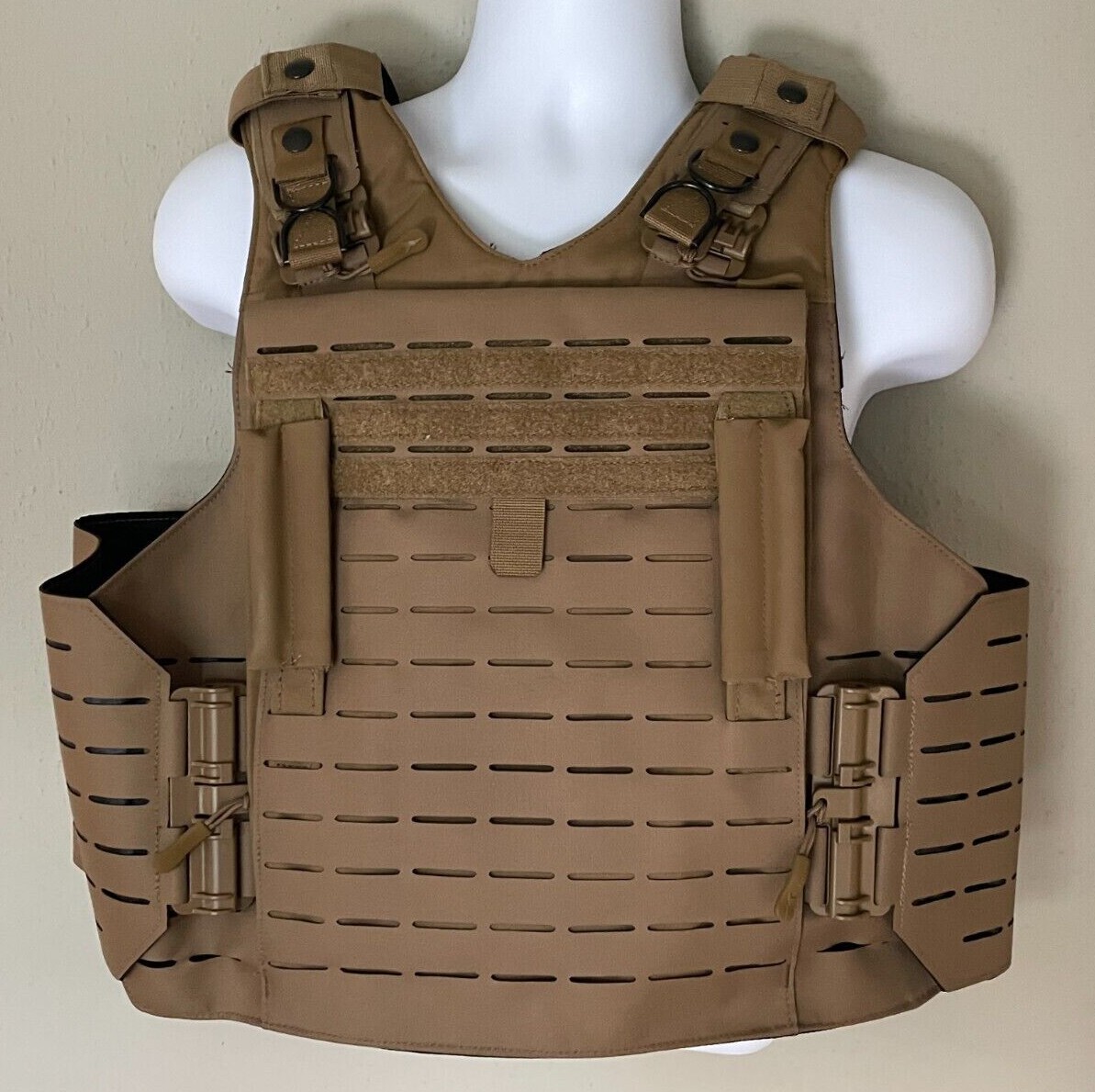 PROTECH Tactical Armor Plate Carrier Sz M Short Coyote Webless ...