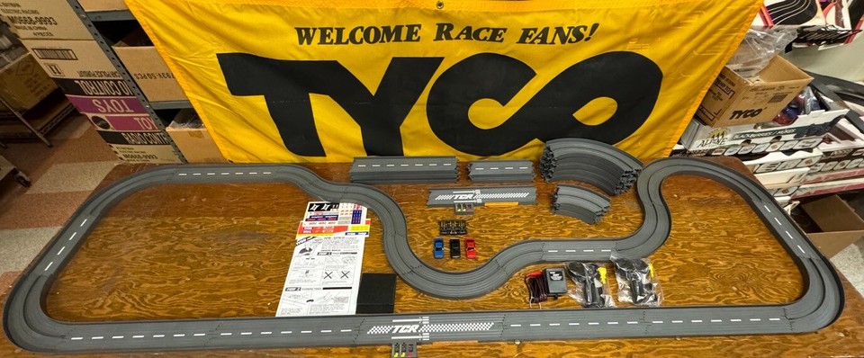 1993 UNUSED TYCO TCR Slotless Slot Car RACE SET 17' COUNTRY ROADS 3-CAR ...