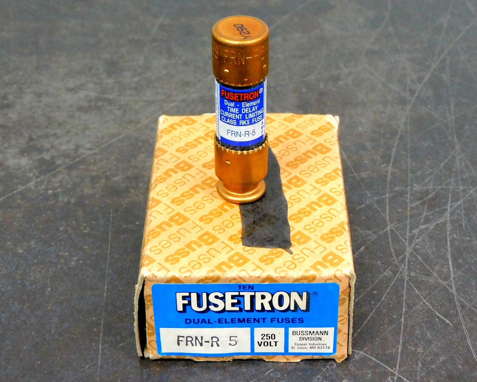 Cooper Bussmann - Fusetron FRN-R-5 Dual Element Time Delay Fuse Lot of ...