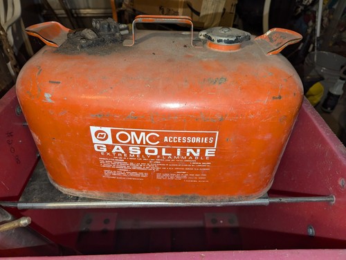 Vintage OMC Metal Outboard Motor Boat Marine 6 Gallon Fuel Gas Tank Can ...