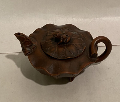 Teapots - Pottery Frog Teapot
