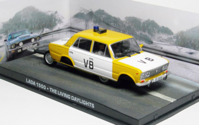 Lada 1500 007 Bond The Living Daylights + Magazine 1:43 Scale Diecast ...