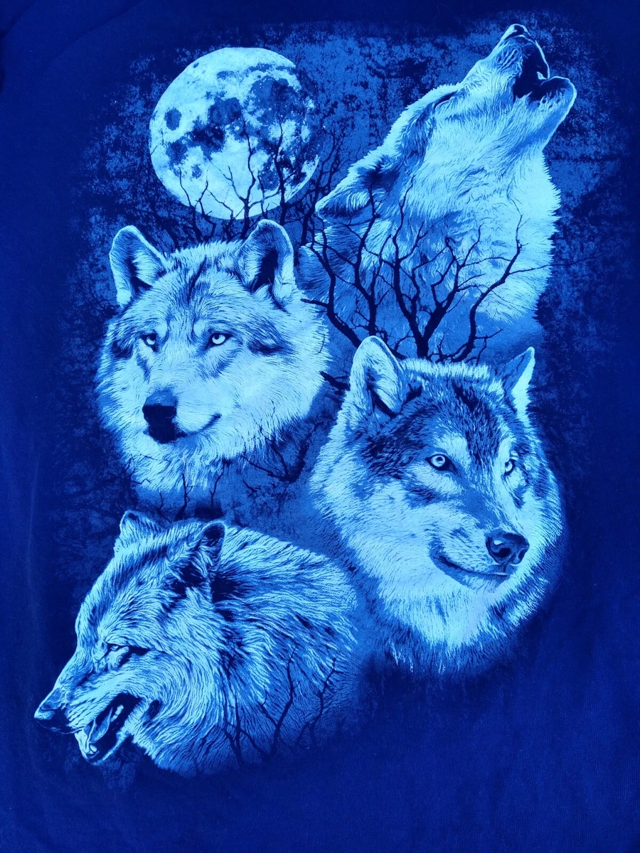 Three Wolves Howling At The Moon