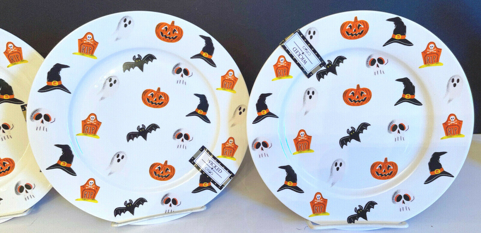 WICKED Ciroa "BOO" HALLOWEEN SALAD PLATES. 8" SET 4 SPOOKY! WITCH HAT ...