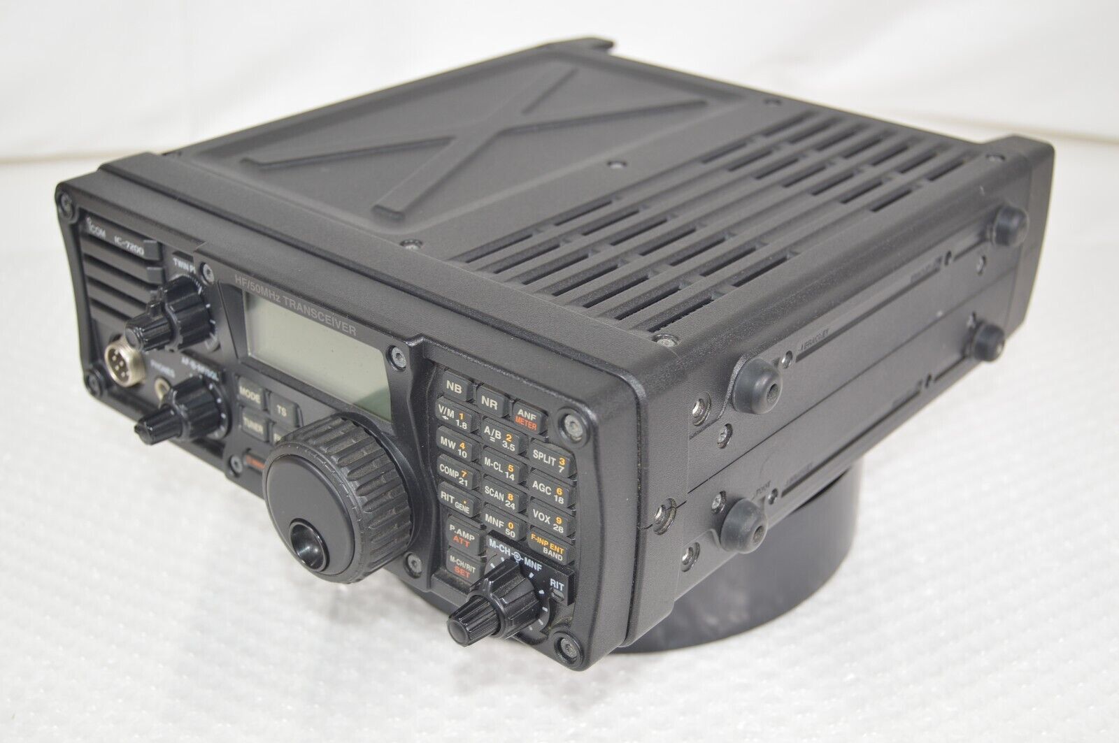ICOM IC-7200 All-Mode Amateurfunk-Transceiver HF 50 MHz getestet mit ...