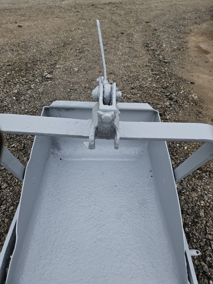 GREY FERGUSON EARTH SCOOP. | eBay UK