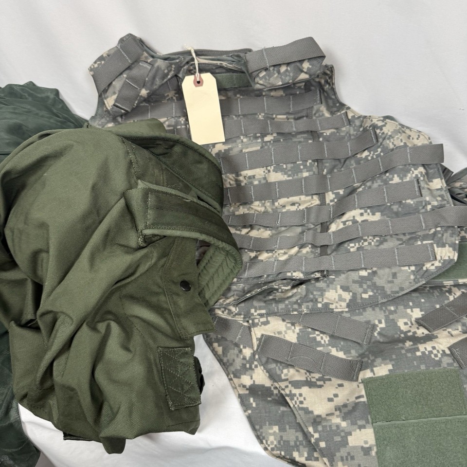 Genuine US Military Field Gear Lot Pockets Cases Bag Bug Net Digital ...