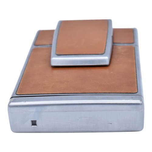 Polaroid SX-70 Land Camera, Chrome/Tan Leather Folding Instant Camera ...