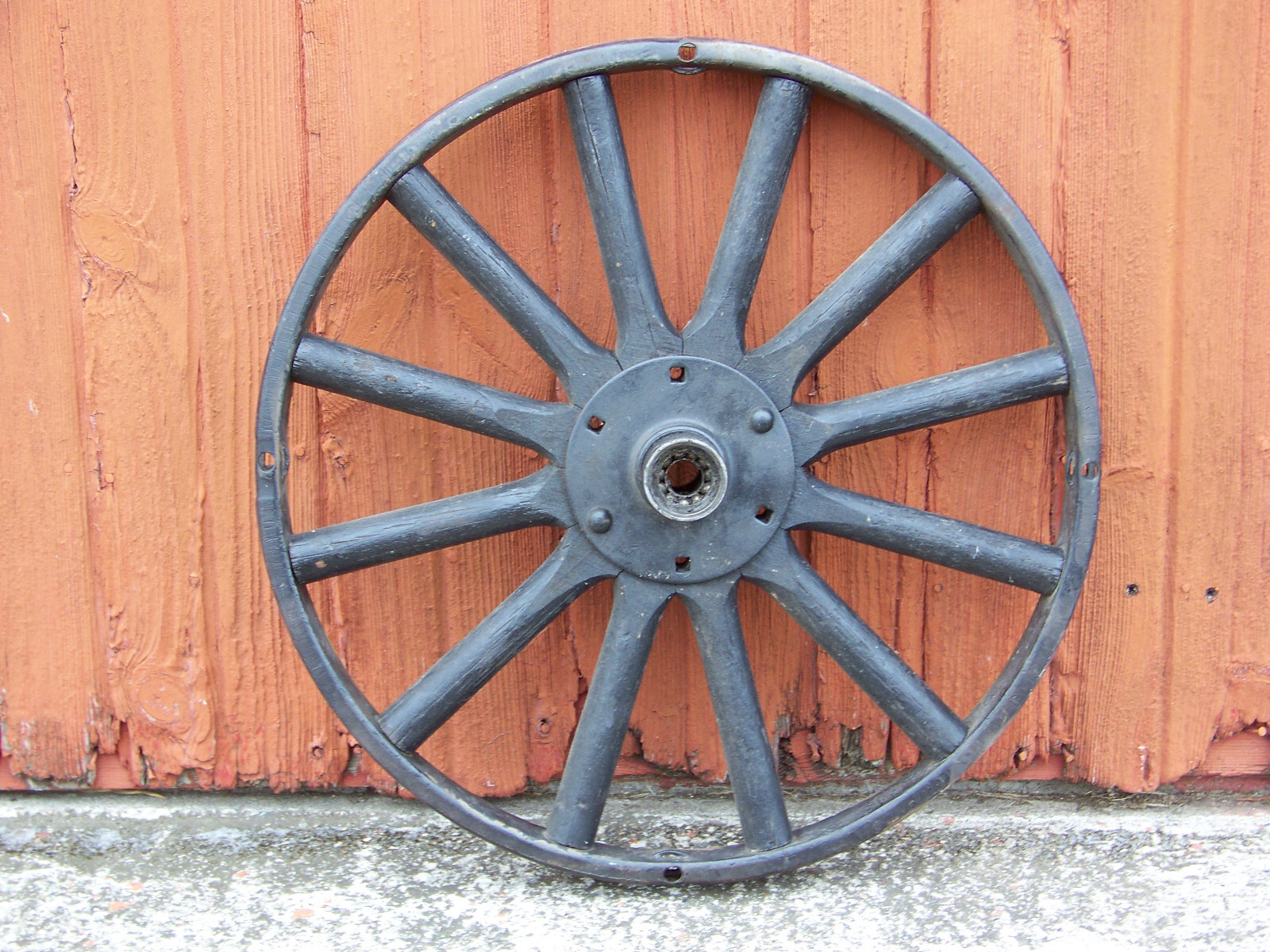 Vintage Antique 23" FORD Model T Wooden Spoke Wheel Rim Tire Hub ...