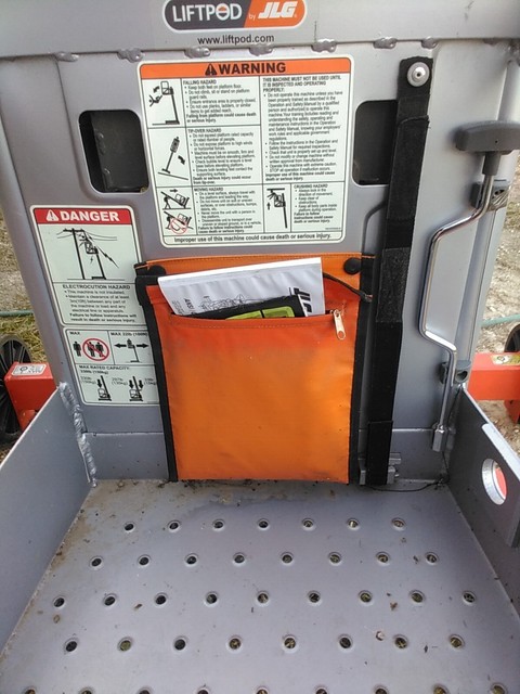 JLG FS80 LiftPod Personal Portable Lift Model# 1001070080 for sale ...