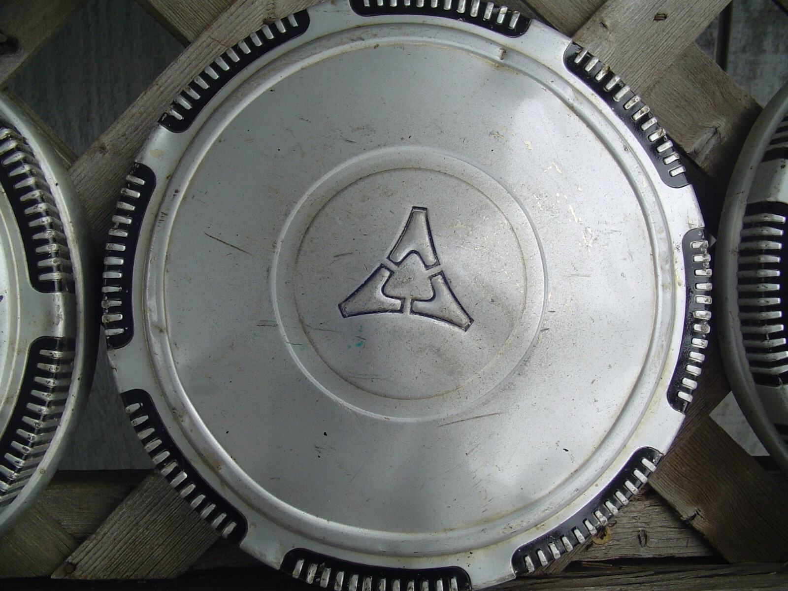 VINTAGE PLYMOUTH DODGE CHRYSLER POLICE DOGDISH HUBCAPS WHEEL COVER ...