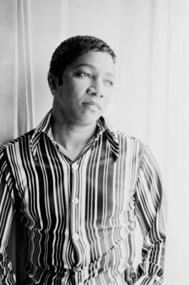 MUSIC OLD PHOTO 1970s American Rb And Soul Singer Luther Ingram | eBay ...