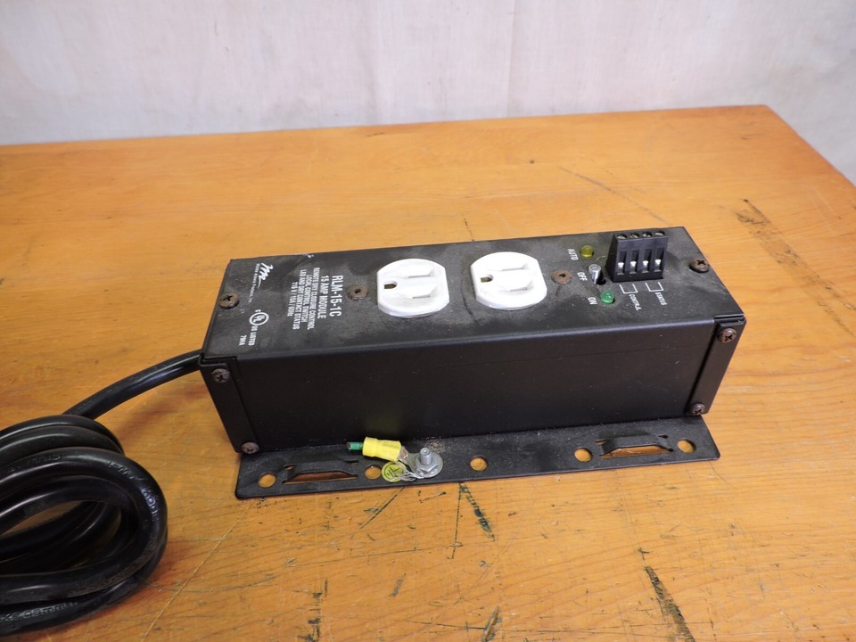 Middle Atlantic RLM-15-1C Remote Dry Closure Control AC power outlet ...