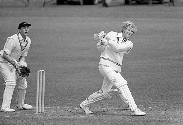 Rodney Redmond of New Zealand batting during the tour match - Cricket ...
