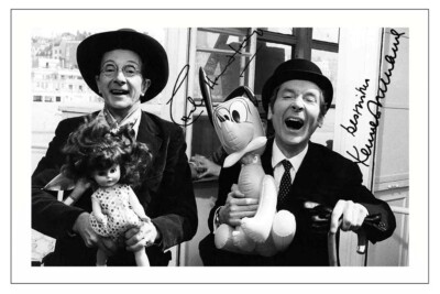 CHARLES HAWTREY & KENNETH WILLIAMS SIGNED PHOTO PRINT AUTOGRAPH CARRY ...
