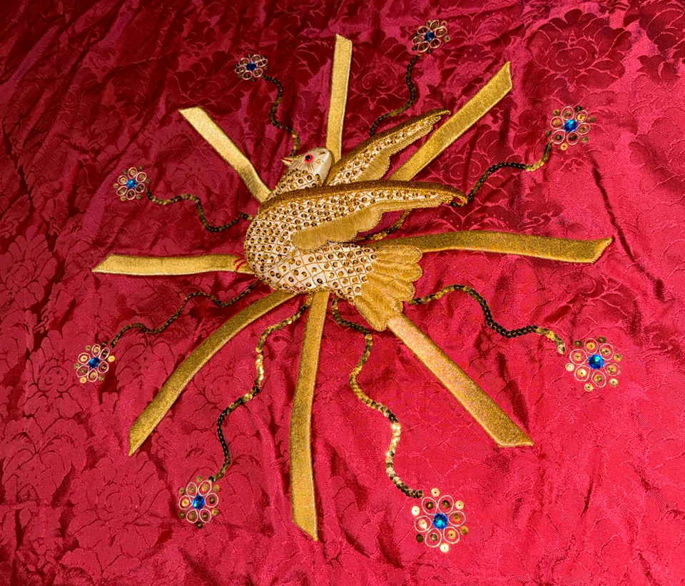 RARE CATHOLIC CHURCH ALTAR RED BROCADE HOLY GHOST BANNER BY OURIVESARIA ...