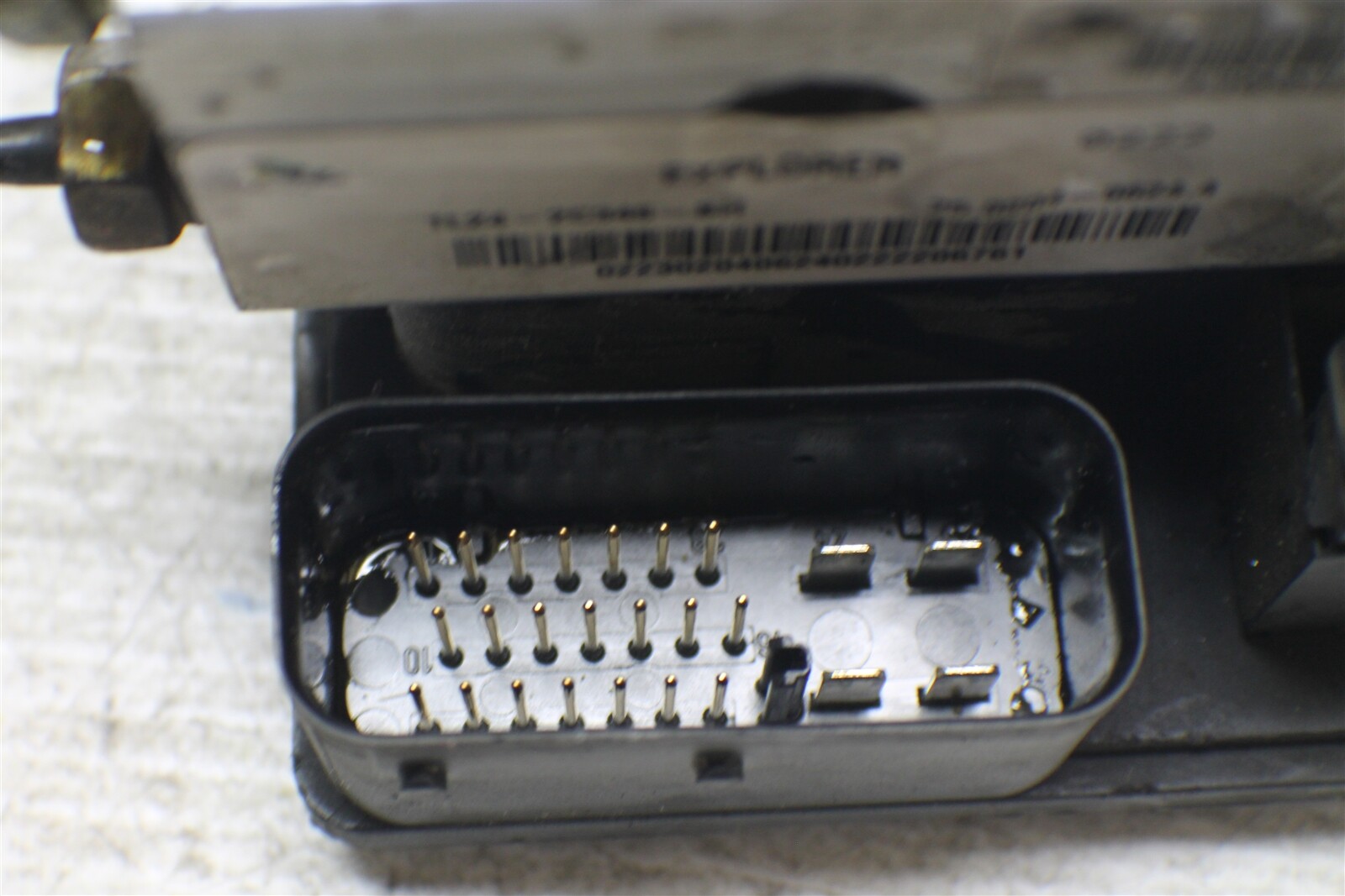 2002-2004 Ford Explorer ABS Pump Control OEM 1L242C346BH Module 428 ...