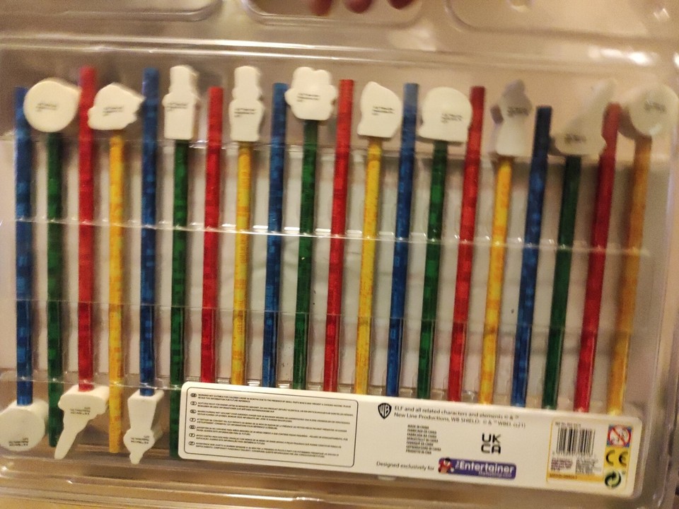 20 Elf Christmas Pencils with Toppers Erasers Elf The Movie Party Bag ...