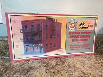 AHM STORE FRONT APARTMENT BUILDING / BARBER SHOP KIT HO SCALE LIGHTED ...
