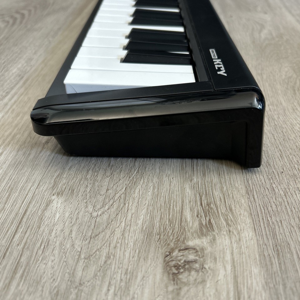 Korg Microkey 37 Key USB Midi Keyboard Controller Tested Works w/ Cable ...