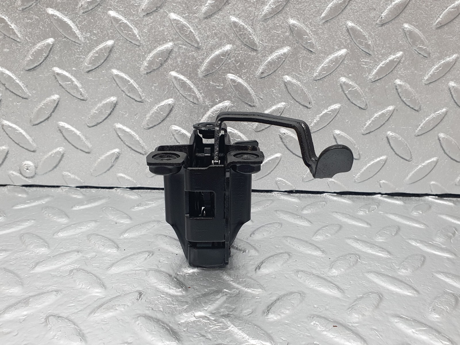 ⚙43523⚙ Mercedes-Benz C126 380SEC Coupe Bonnet Lock Latch Right Side ...