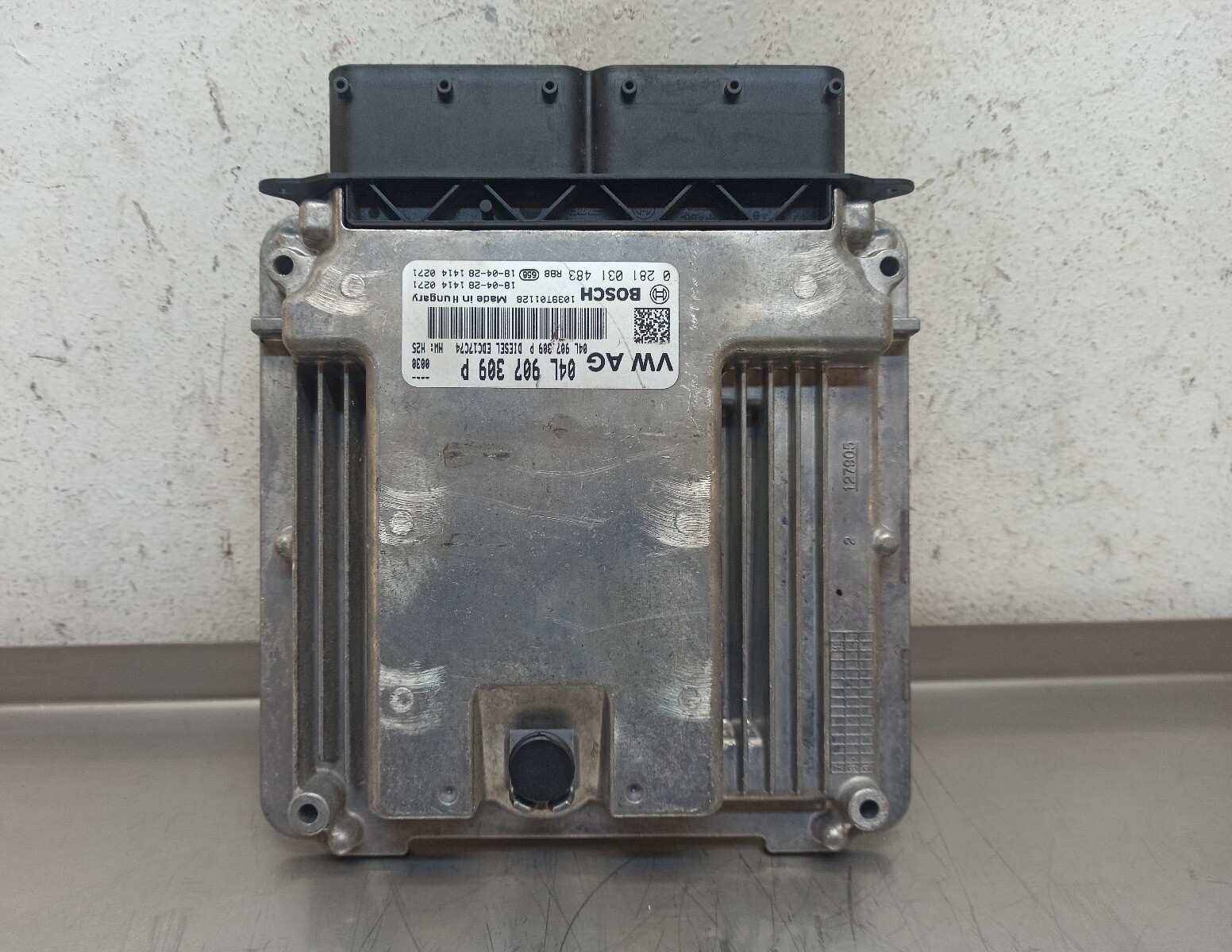Skoda Kodiaq 2017-2020 Engine Control Unit ECU 04L907309P Genuine OEM ...