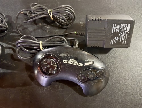 Sega Genesis CDX Console Mk-4121 w/ AV Cables Controllers Power Supply ...
