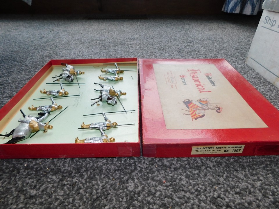 Old BRITAINS 1950s Lead, 16th Centry Knights In Armor, 9-Piece Boxed ...