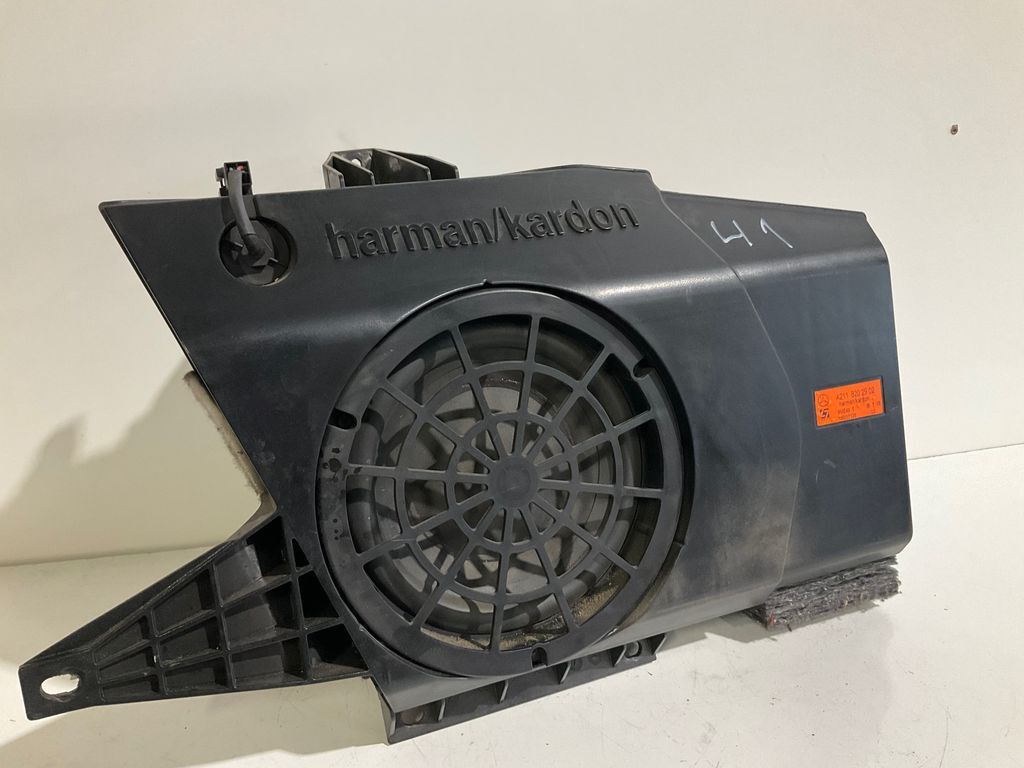 Mercedes-Benz+E+W211+2004+Rear+Subwoofer+Speaker+A2118202902+Bar2318 ...