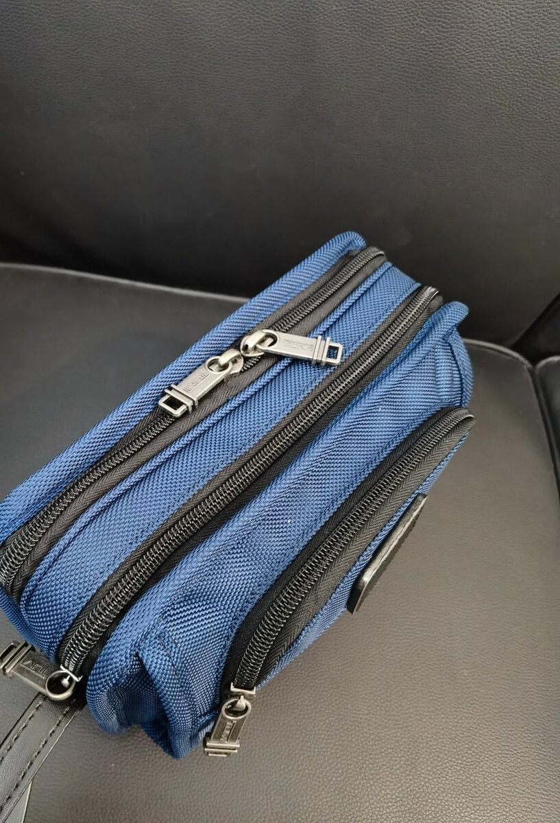 TUMI Clutch Bag 2 Colors Multifunctional Large Capacity TUMI Clutch Bag 2 Colors Multifunctional Large Capacity