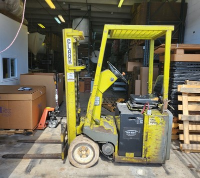 Forklifts - Clark Electric Forklift