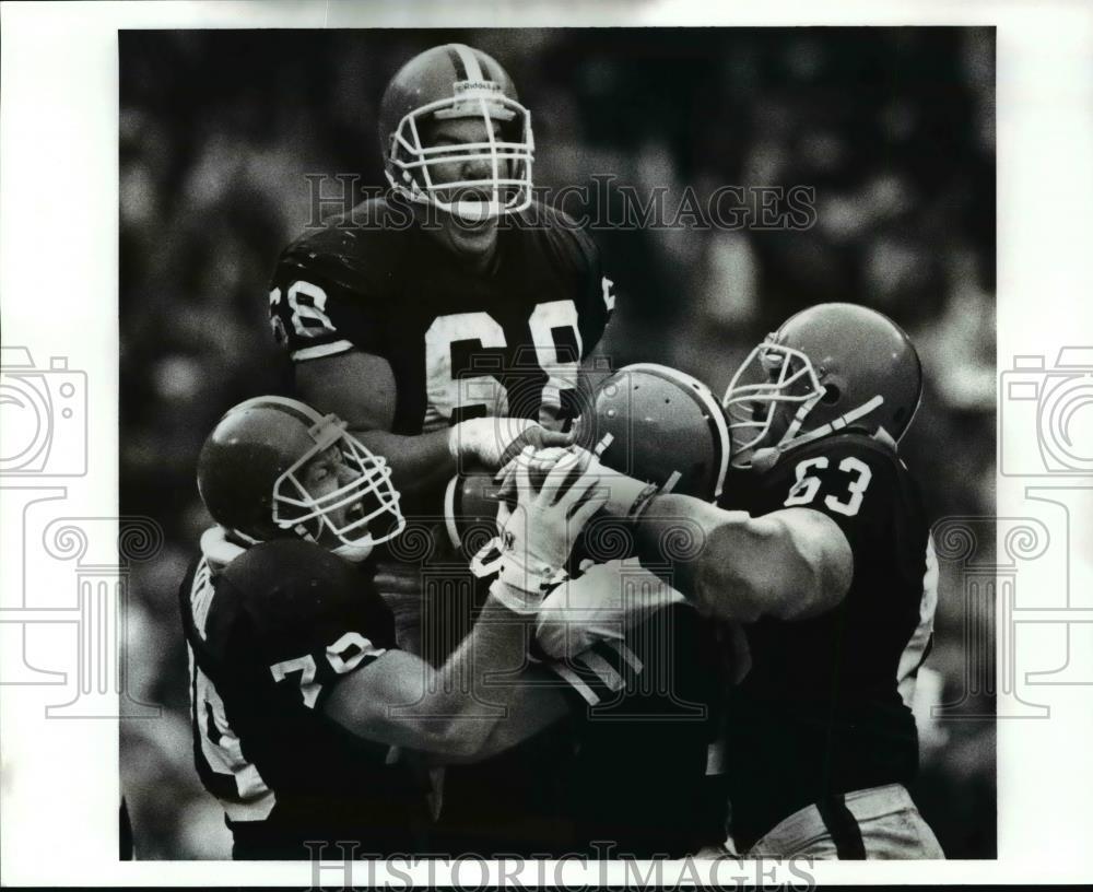 1989 Press Photo Mike Graybill, Ted Banker, Cody Riesin, Pagel-football ...