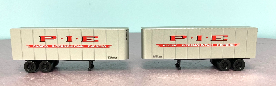 Set of (4) HO Scale Semi-Truck Trailers - P.I.E. and Blank Lettering | eBay