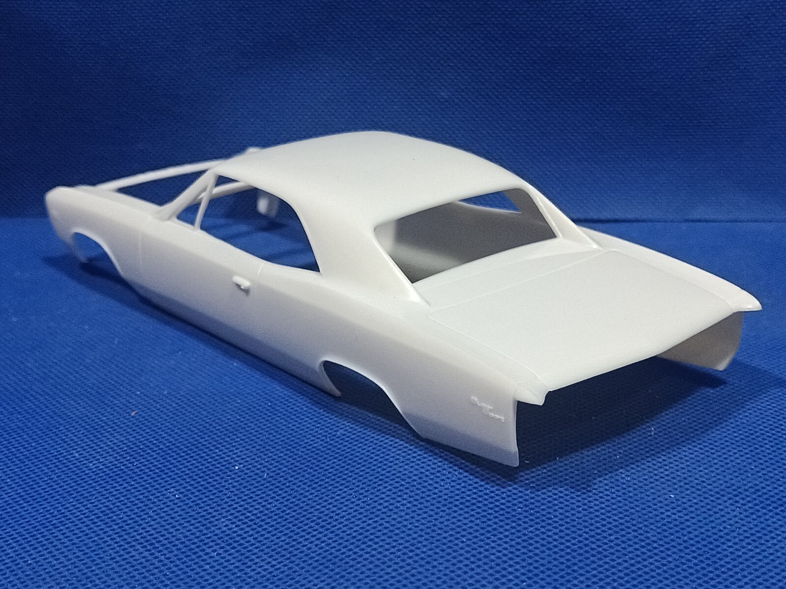 🌟 Tubbed Body Shell & Frame 1967 Chevelle 1:25 Scl 1000s Model Car ...