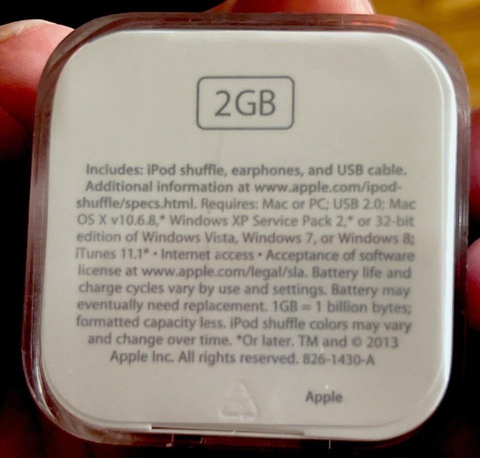 Apple iPod Shuffle 2GB -(1) BLUE 2013 Model A1373 * BRAND NEW* in Box ...