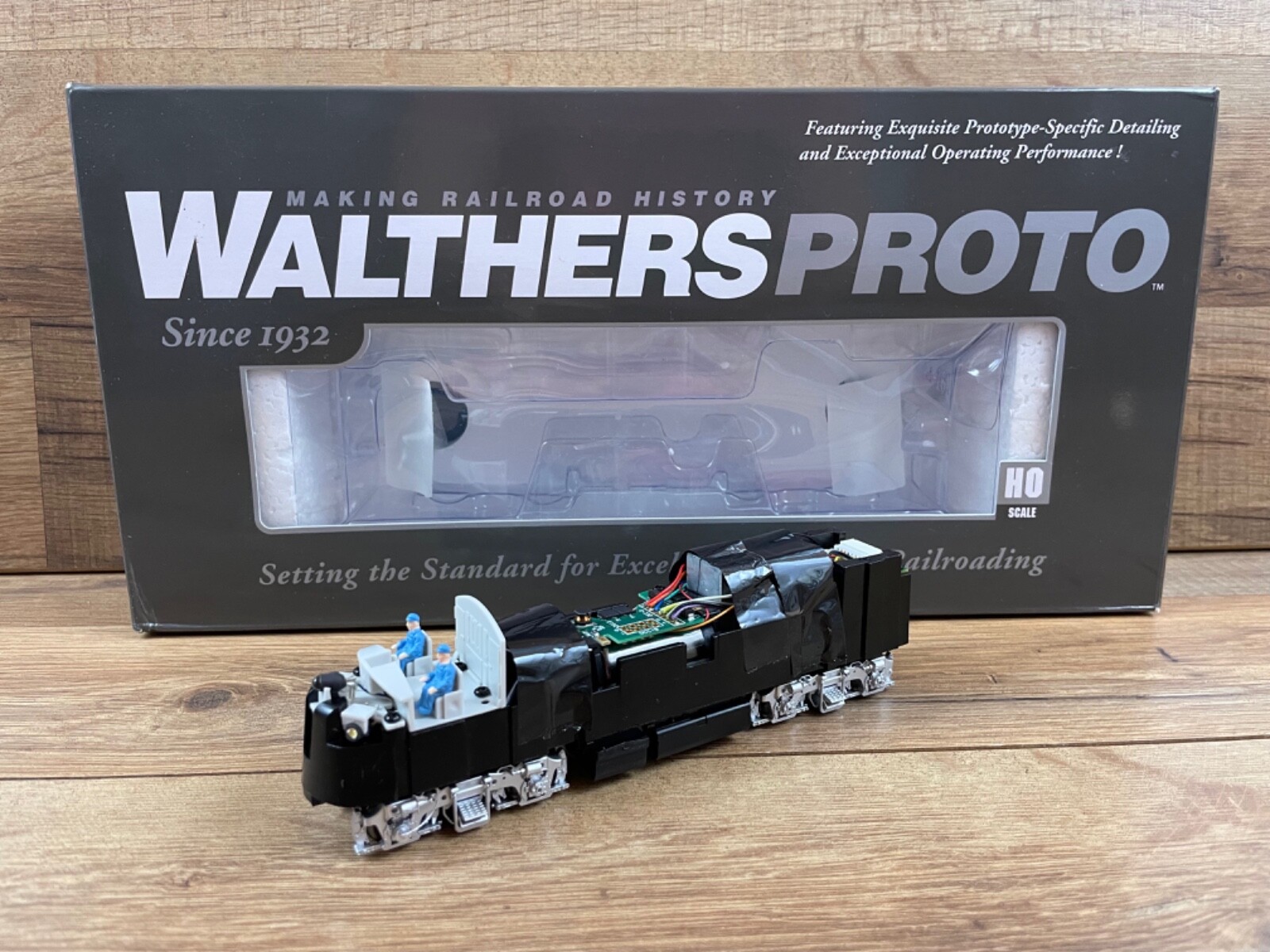Walthers Proto 2000 HO Scale Locomotive RM587403 Tested