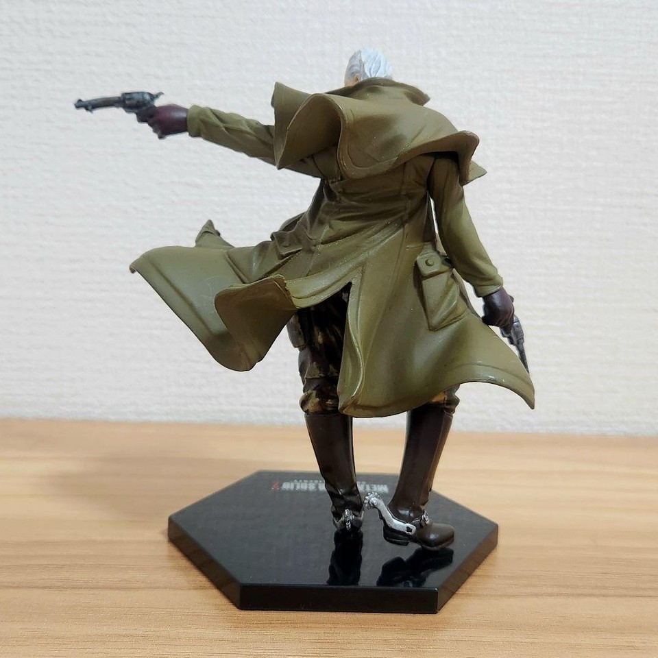 Figure Revolver Ocelot Metal Gear Solid 2 | eBay