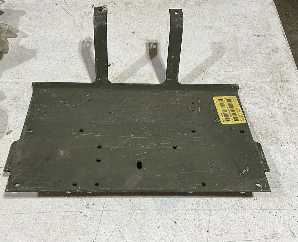 M998 M1025 M1026 Army Truck Radio VRC-12 RT-525 RT-246 MT-1029 Mount ...