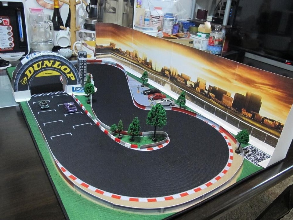 1:76 Fully Proportional Hobby Grade RC Race Track Set with 1 Turbo ...