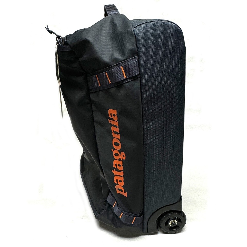 Patagonia Black Hole Matte Wheeled Duffel Bag 40L Carry-on Luggage ...